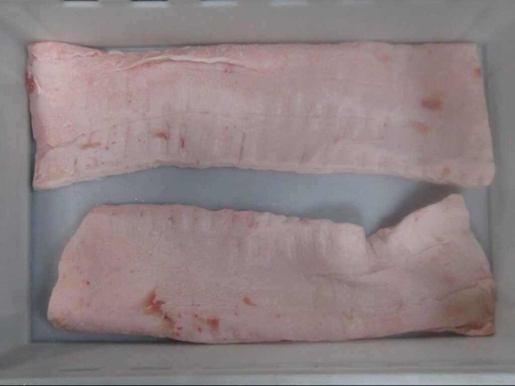 Buy Frozen Pork Back Fat - Rivelli Alimentos SA